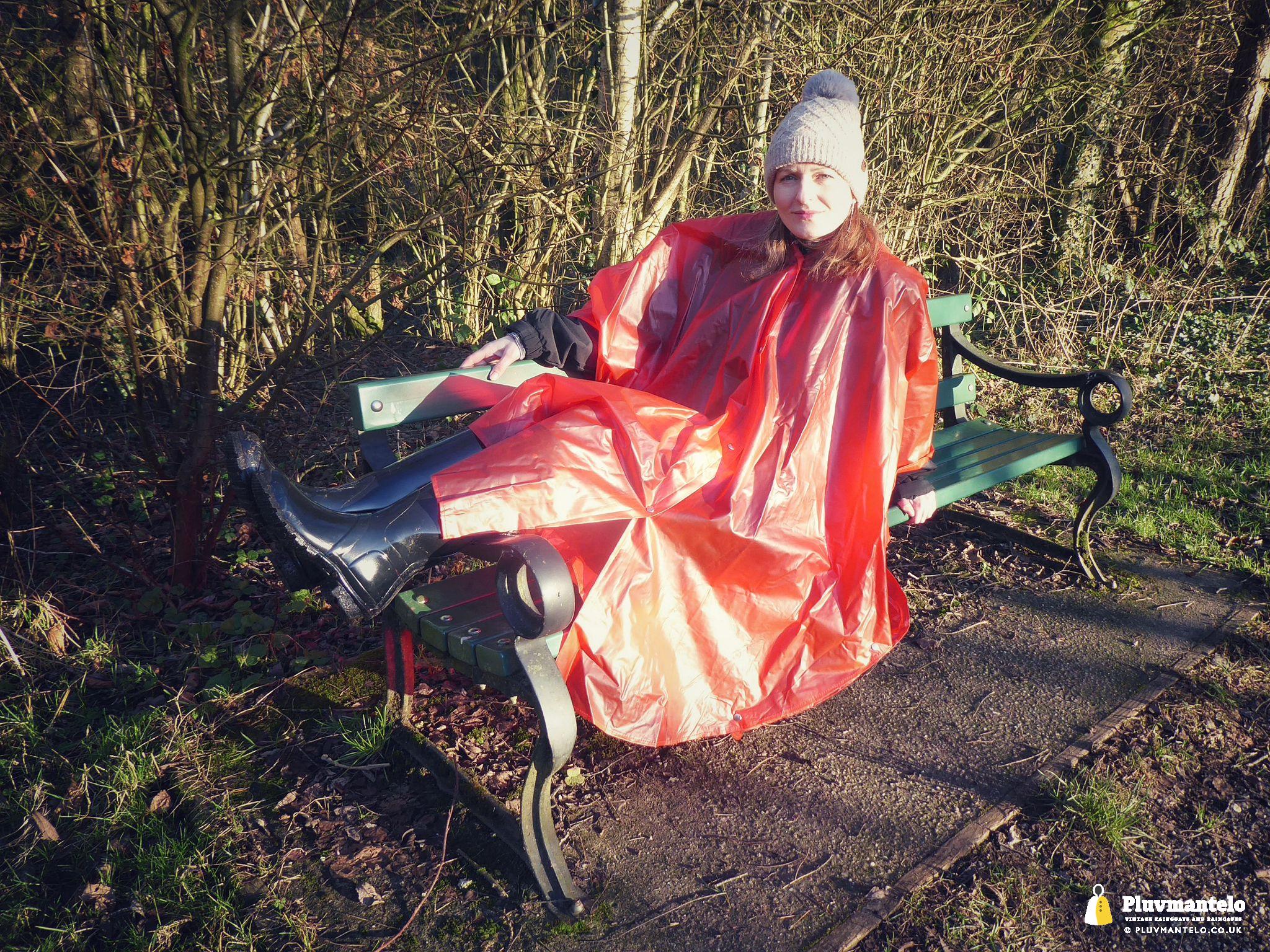 Re-vamped red - Pluvmantelo: vintage, classic and modern rain capes and raincoats