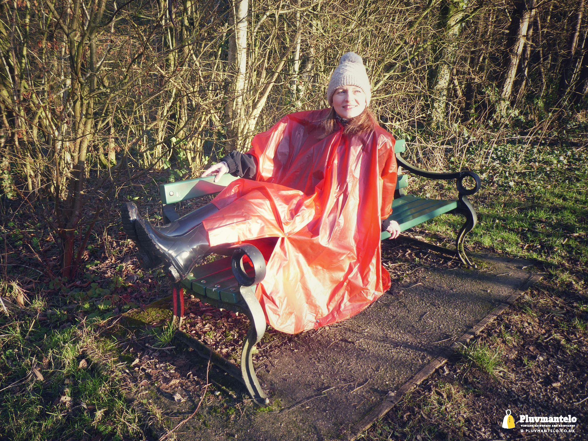 Re-vamped red - Pluvmantelo: vintage, classic and modern rain capes and raincoats